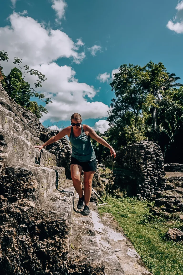 Lamanai in Belize • Why You Should Spend a Day at These Mayan Ruins ...