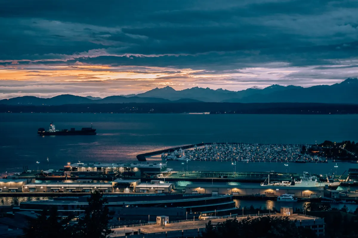 The Best Place to Watch a Seattle Sunset • Amanda Wanders