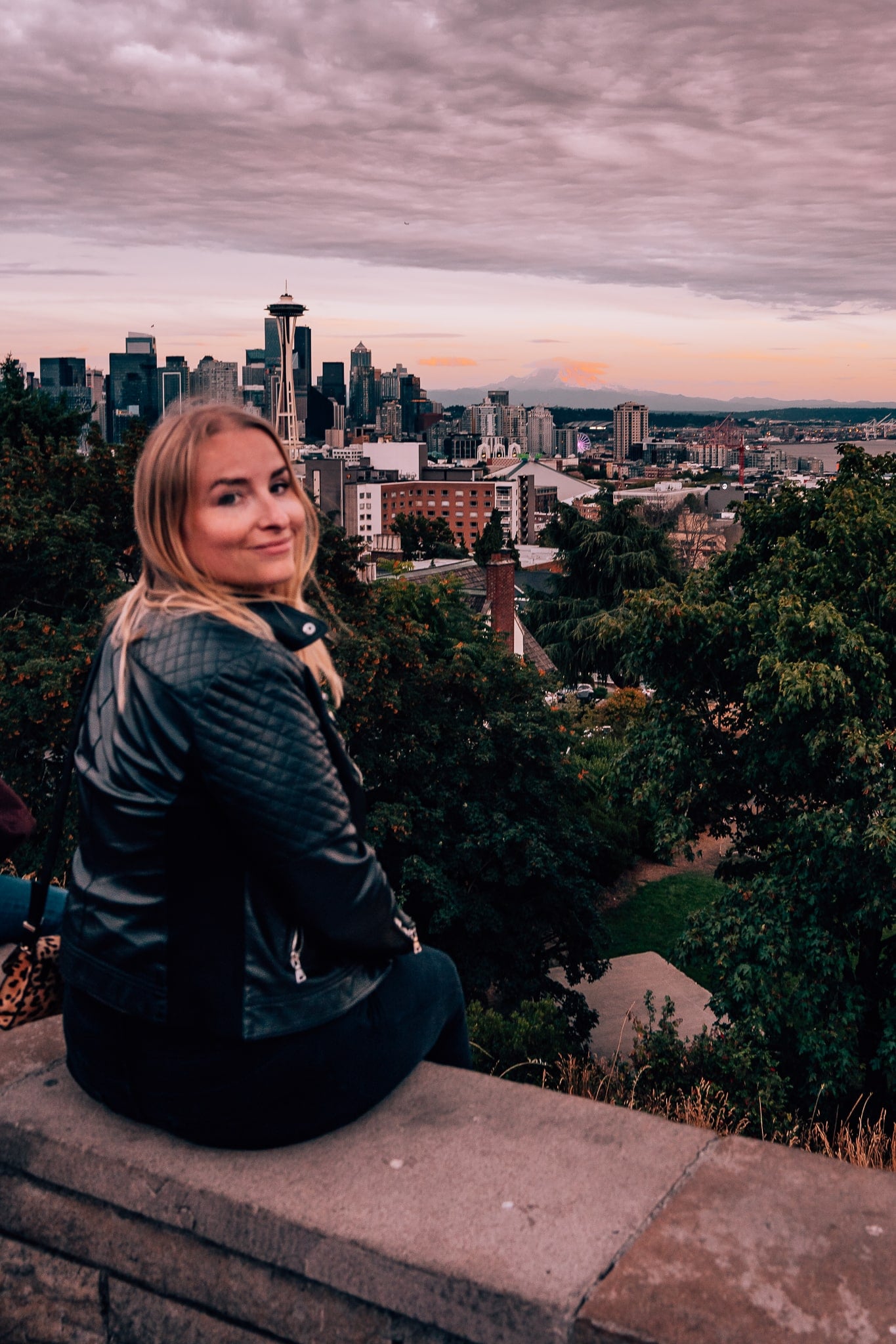 The Best Place to Watch a Seattle Sunset • Amanda Wanders